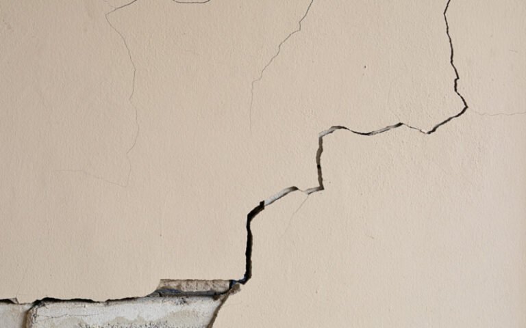 Fisuras y Grietas en las Viviendas: Causas, Tipos, Métodos de ... Fisuras y Grietas en las Viviendas: Causas, Tipos, Métodos de ...